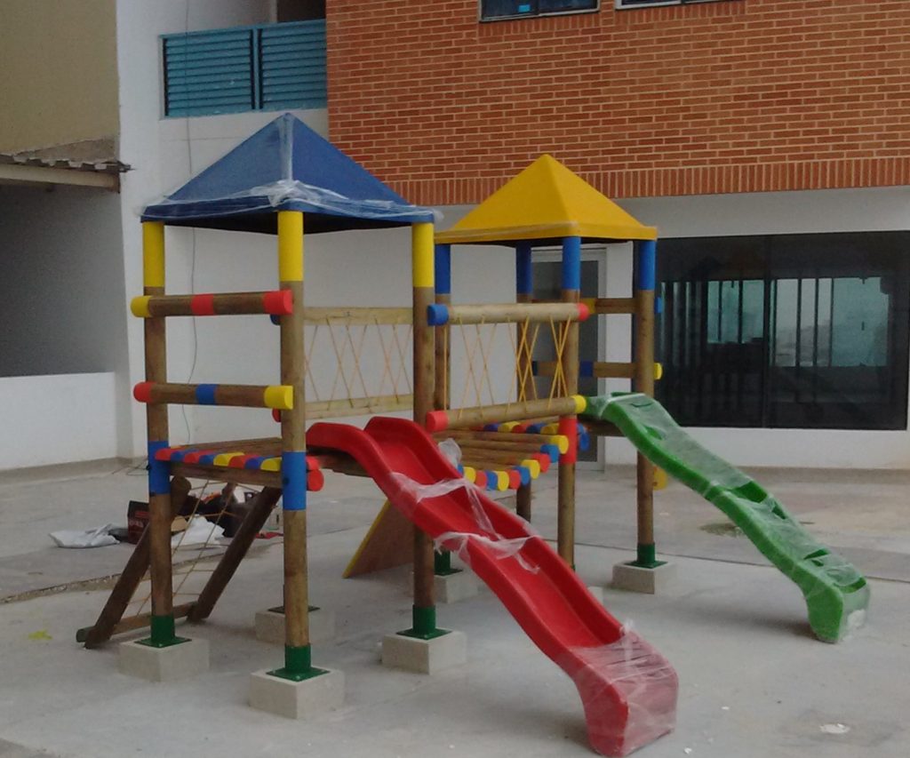 Fabricación e Instalación de Parque de Madera Edificio Boracay ...